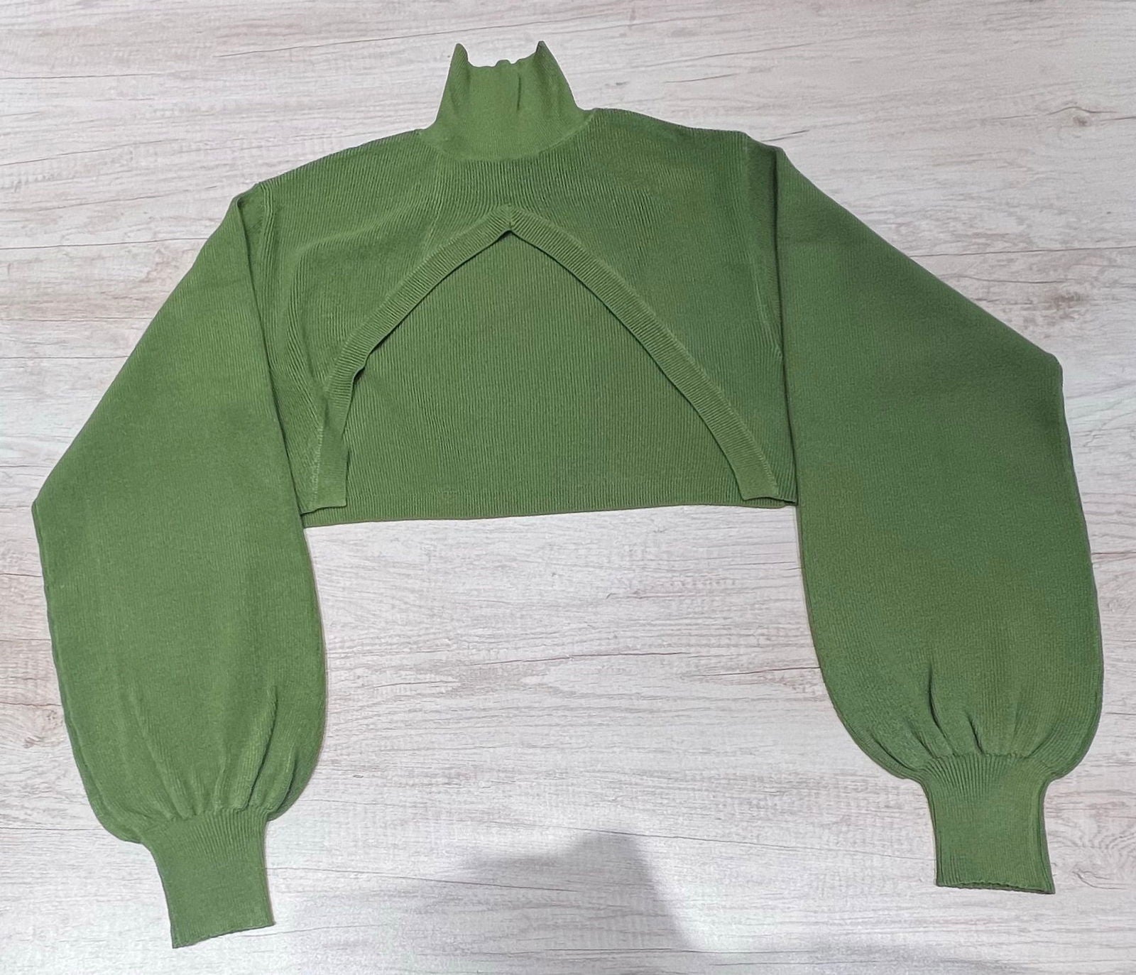 Green Sleeves Shrug - Bold & Unique - Mochipan